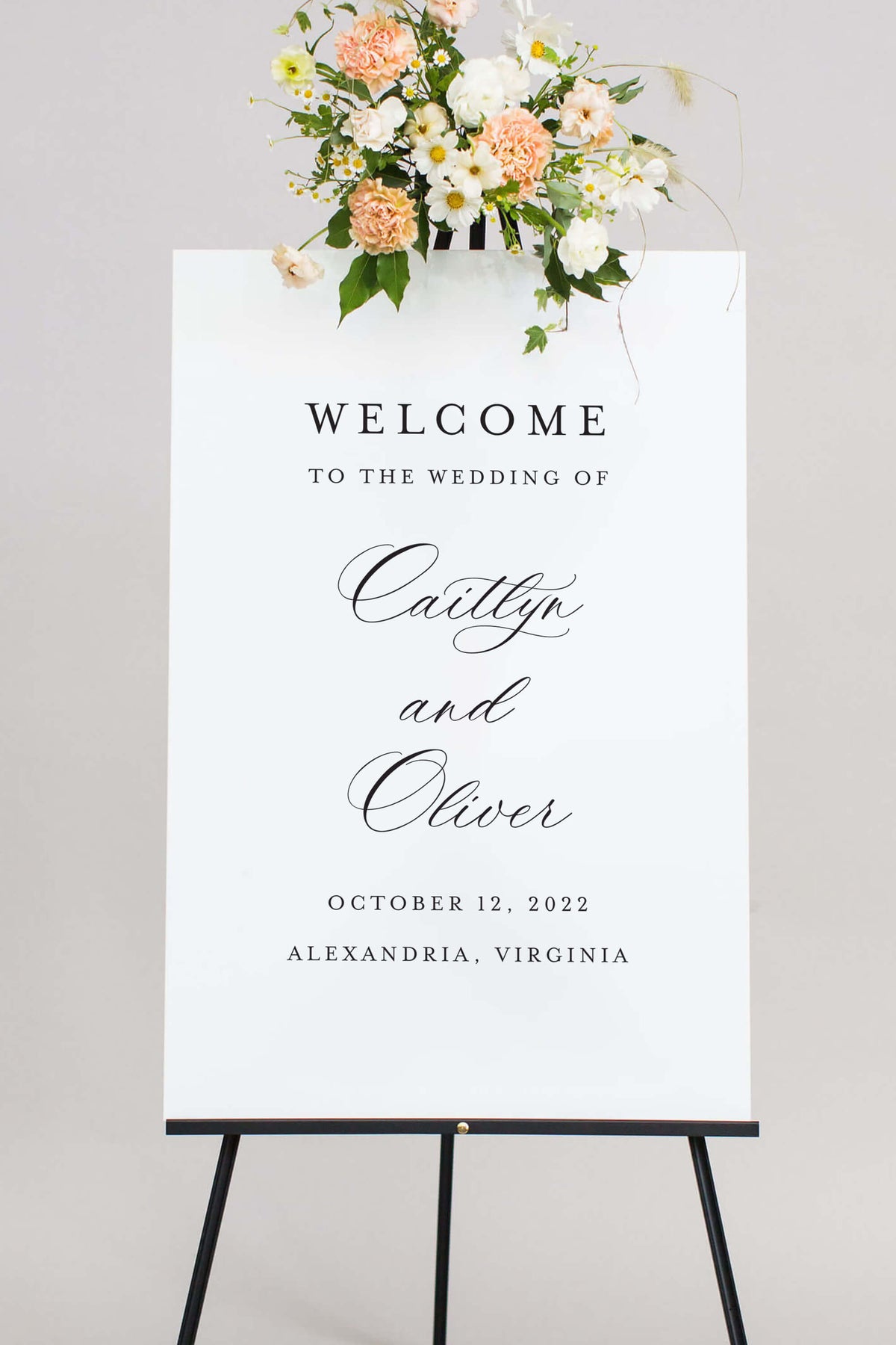Acrylic Welcome Wedding Signs | The Caitlyn
