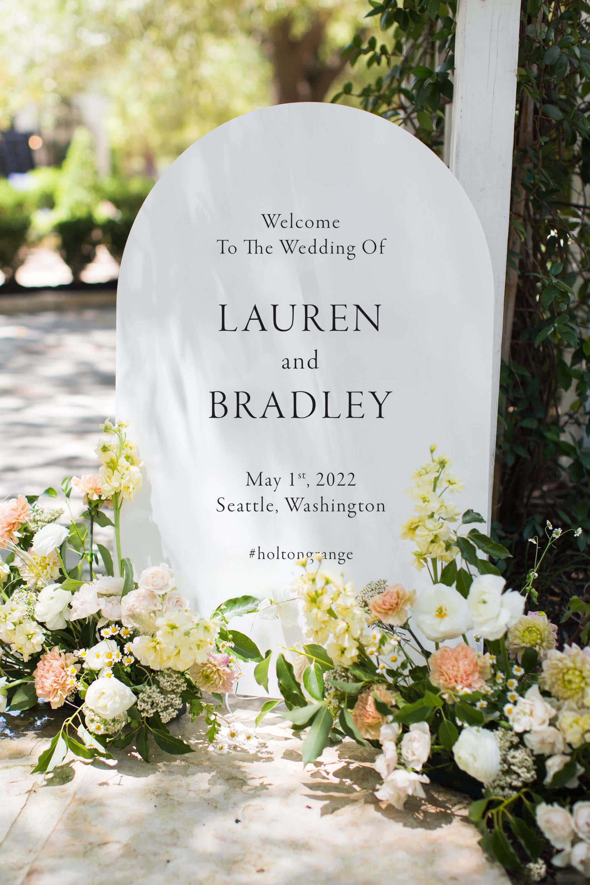 Acrylic Wedding Welcome Sign | The Lauren